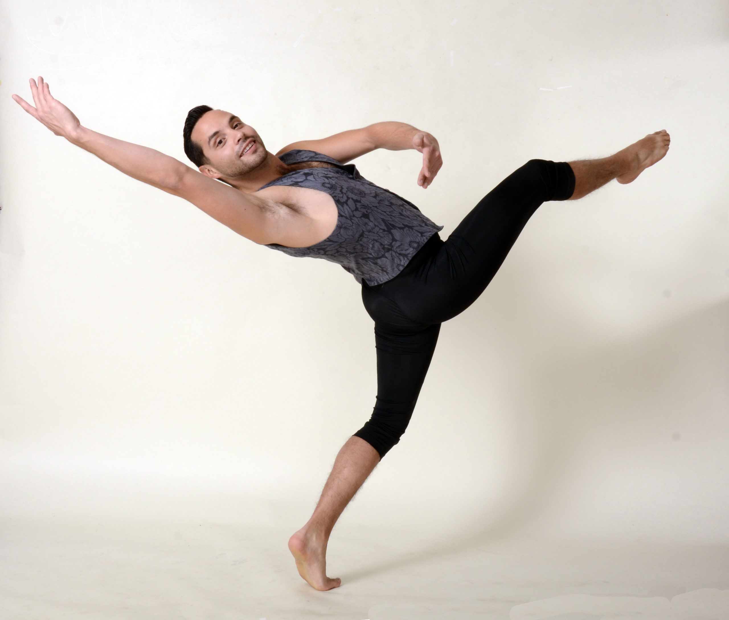 Lovely Limbs - Presenting Denver